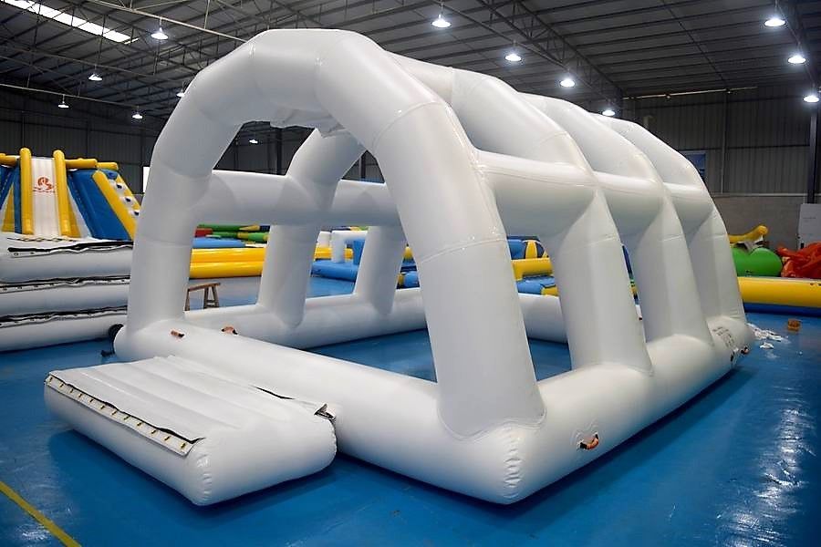 Los juegos inflables del parque del agua del lago/la aguamarina ...